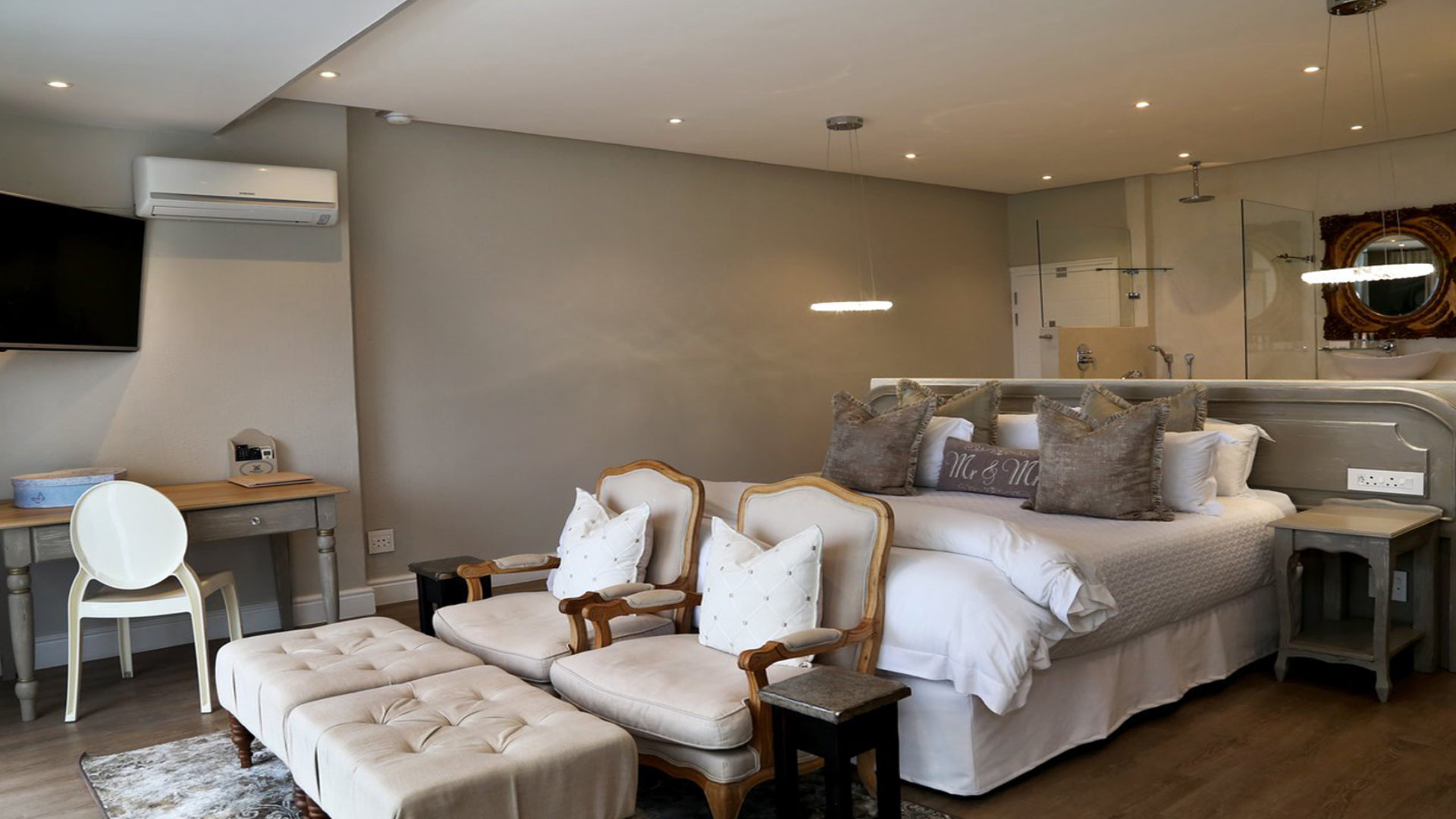 Hermanus Guest House | Hermanus Tourism