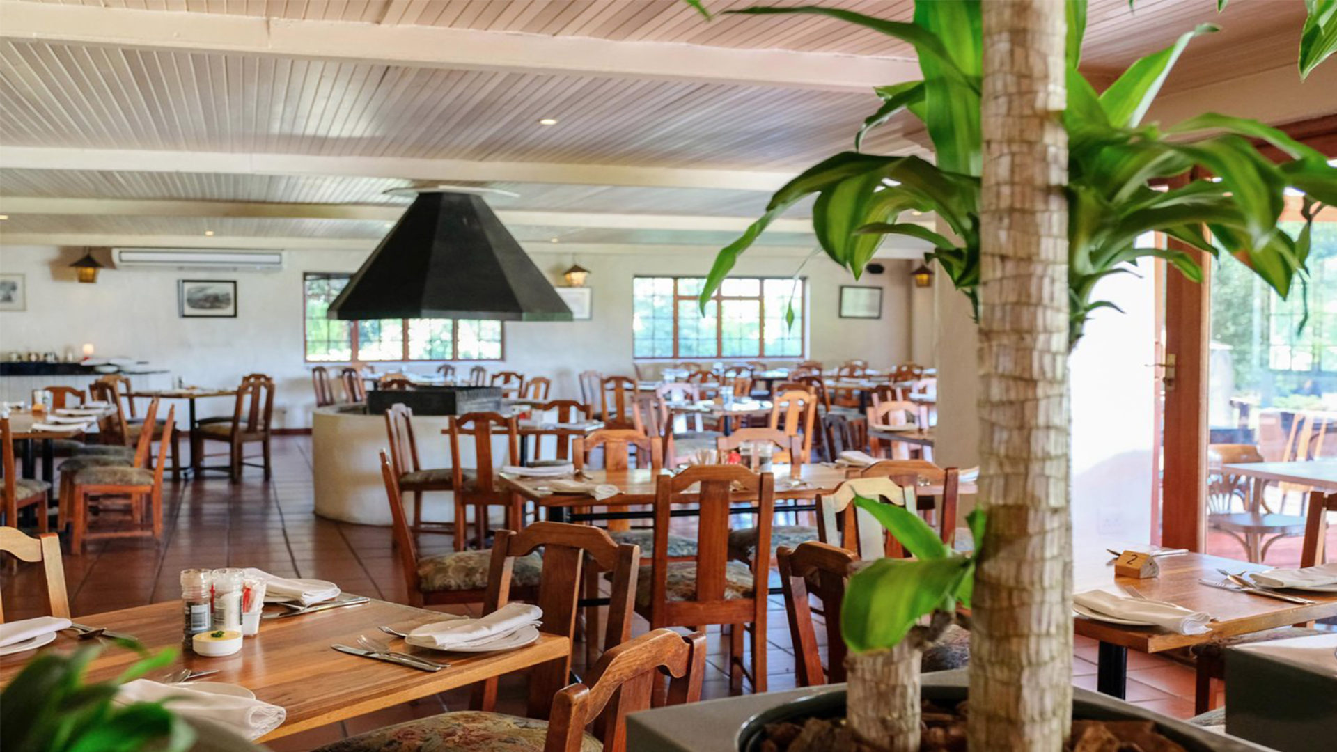Houw Hoek Inn | Hermanus Tourism