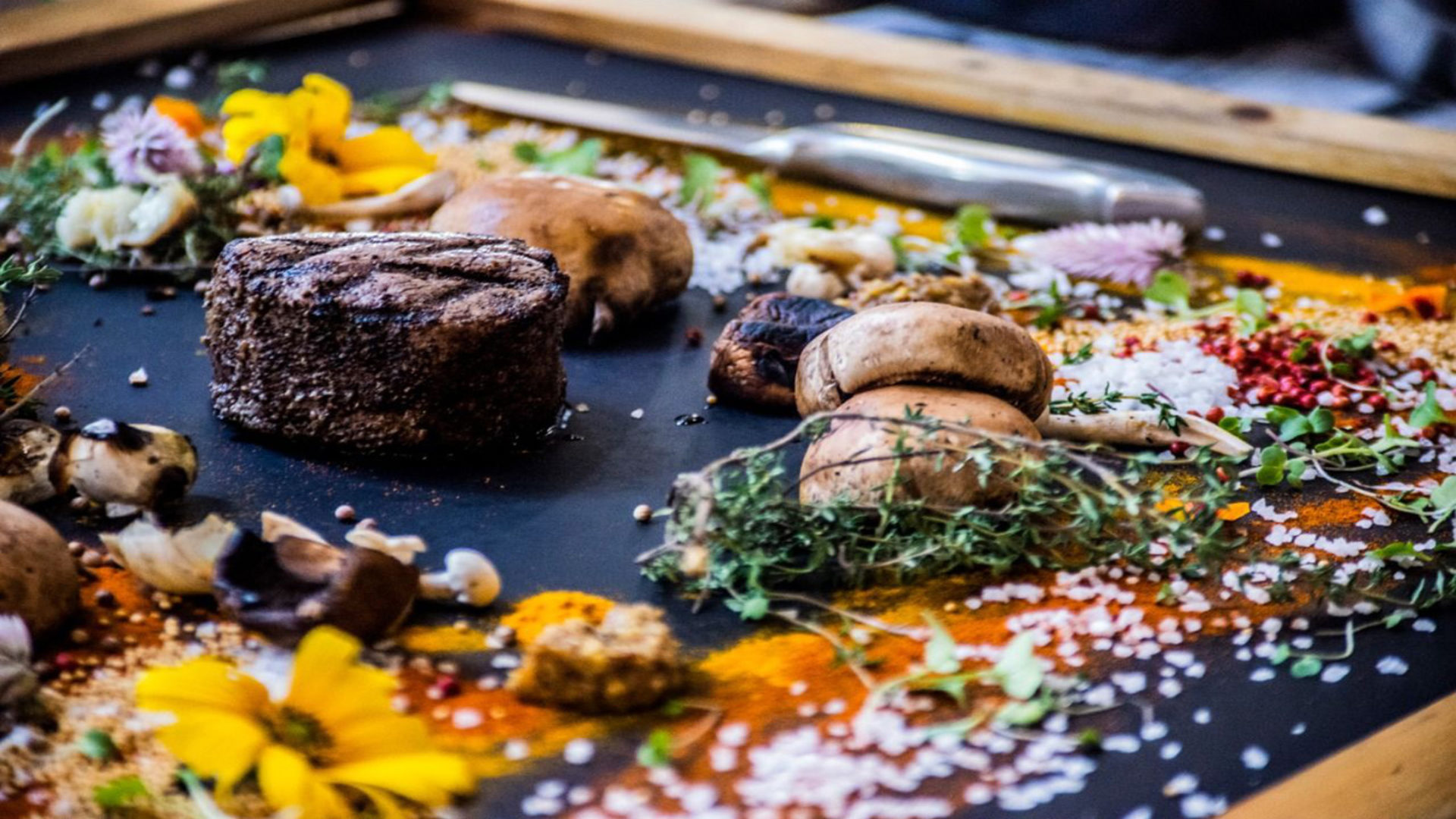 Char’d grill and wine bar | Hermanus Tourism